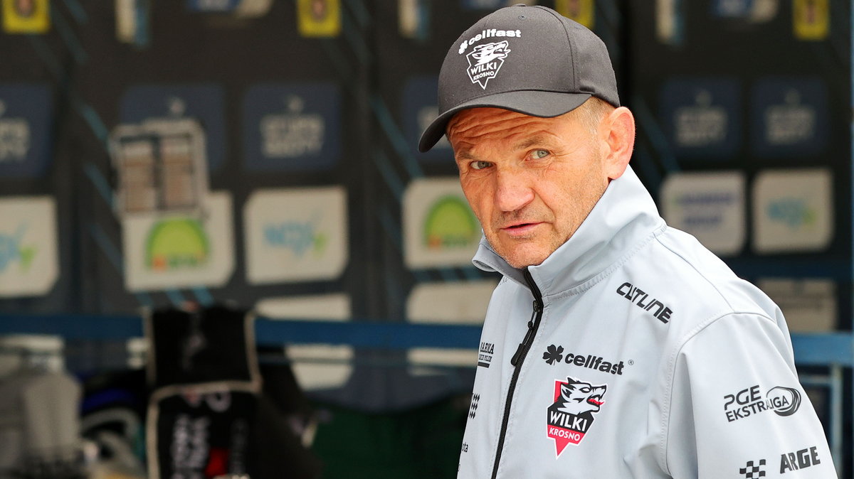 Janusz Stachyra uratuje Wilki Krosno? "Kara dotkliwa" - Przegląd ...