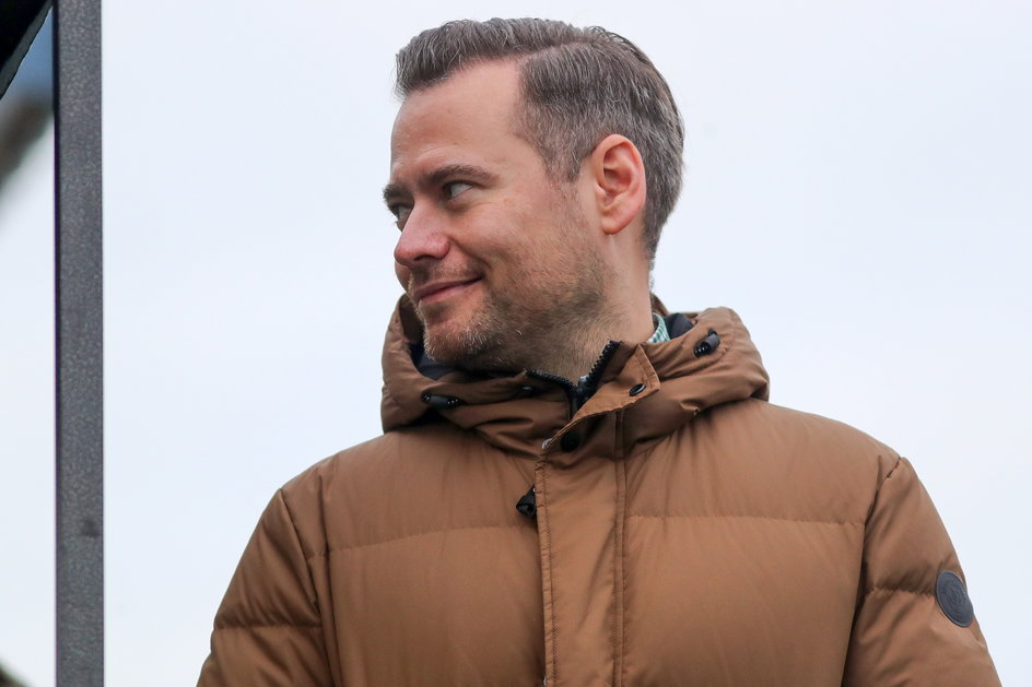 Krzysztof Stanowski sprzedał książki za 2 mln w 3 tygodnie. Jakie ma ...