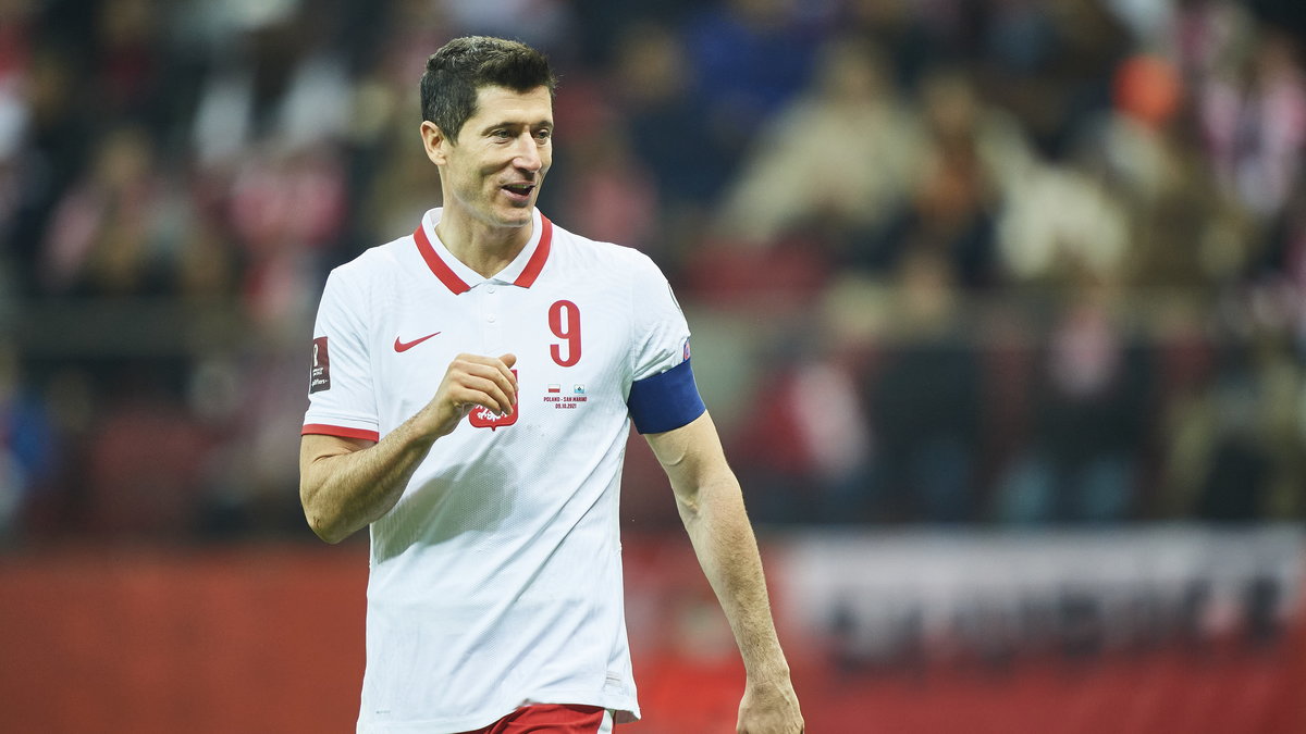 Polska - San Marino. Reakcja Roberta Lewandowskiego na strzał San ...