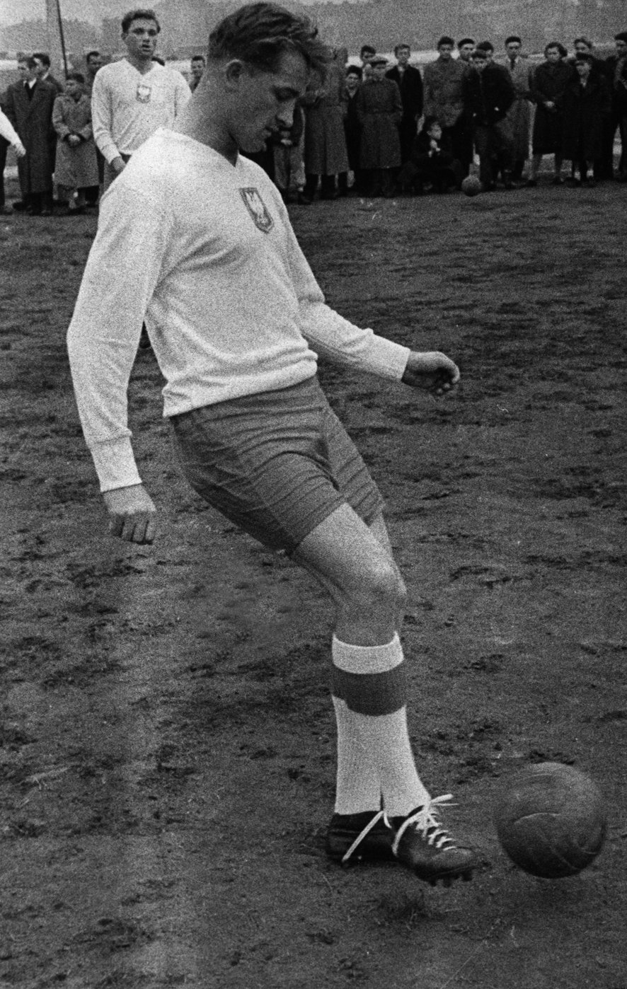 Mecz Górnika Zabrze w Sosnowcu 65 lat temu był pierwszą ligową ...