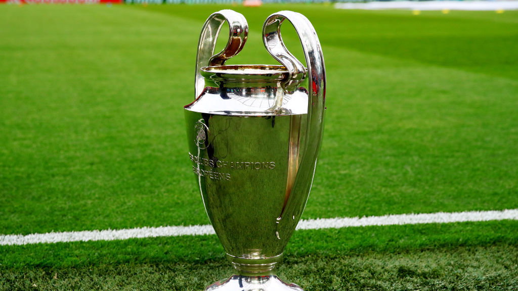 Imagine Dragons na uroczystym otwarciu finału Ligi Mistrzów UEFA ...