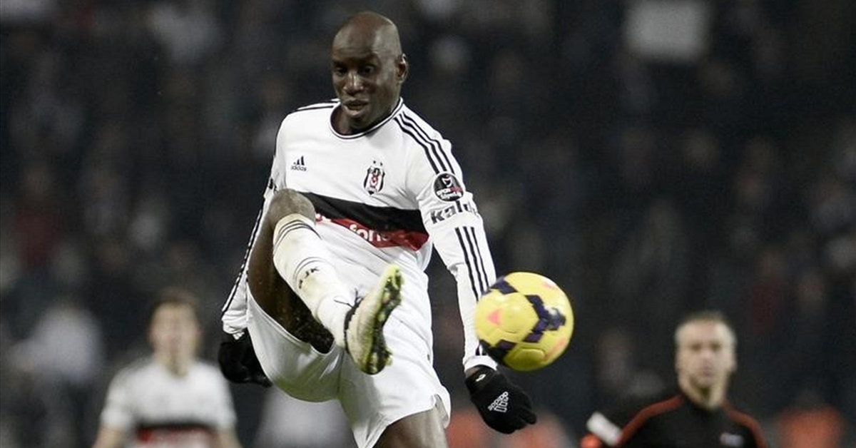 Powrót do przeszłości. Demba Ba ponownie straszy Liverpool - Przegląd ...