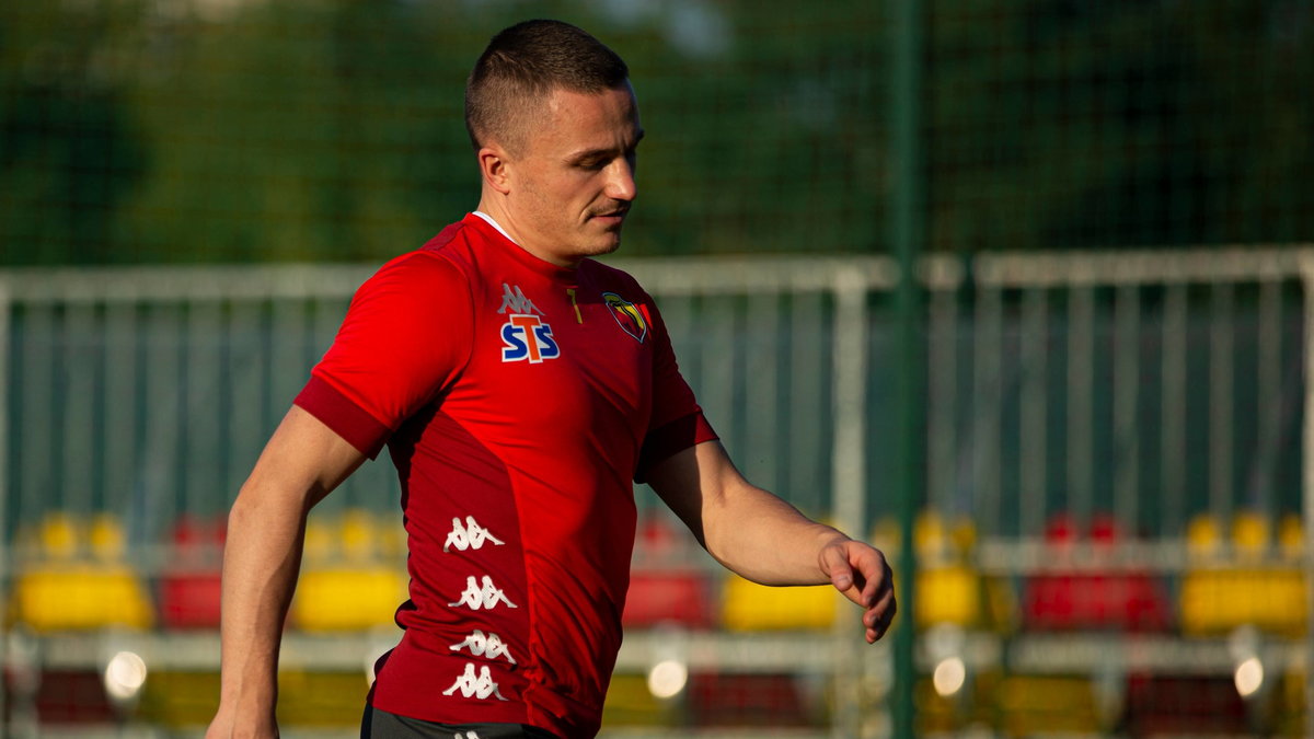 "Łóżko pod nami tańczyło". Polski piłkarz w Turcji przygotowany na ...