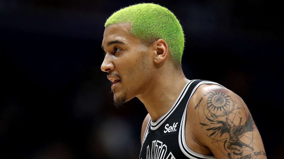 San Antonio Spurs nie wypuścili zwycięstwa nad Utah Jazz. Ponad pół ...