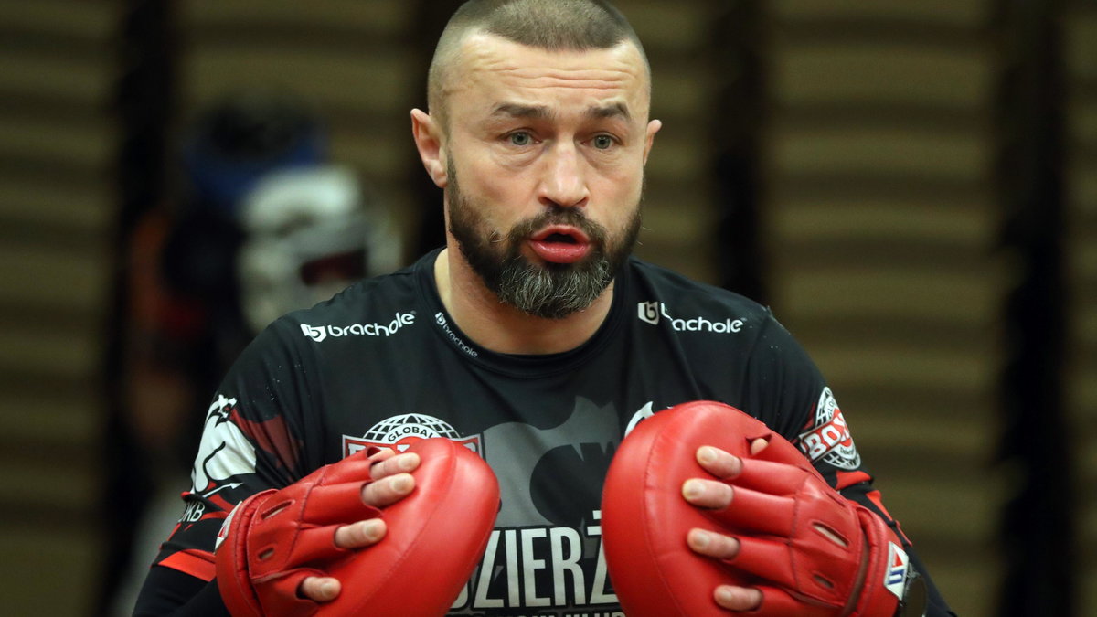 FAME MMA 17. Trener Łaszczyka: niech Ferrari zmieni dilera - Przegląd ...