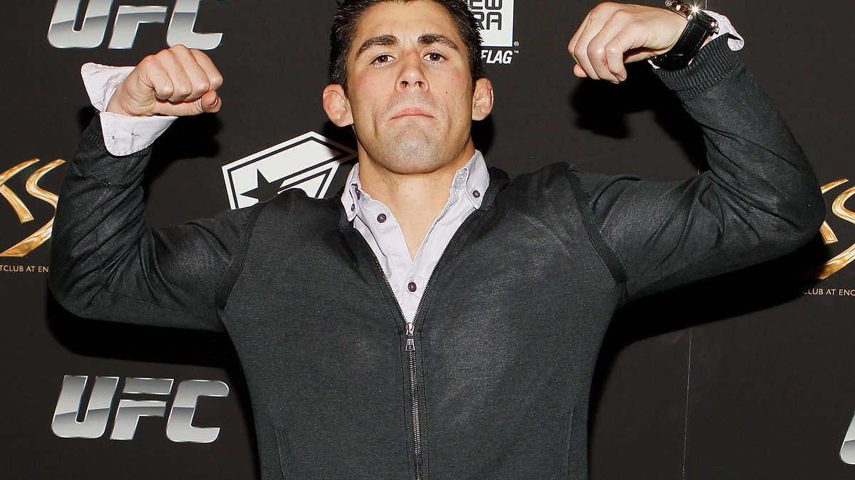 UFC 132: Dominick Cruz obronił mistrzowski tytuł - Przegląd Sportowy