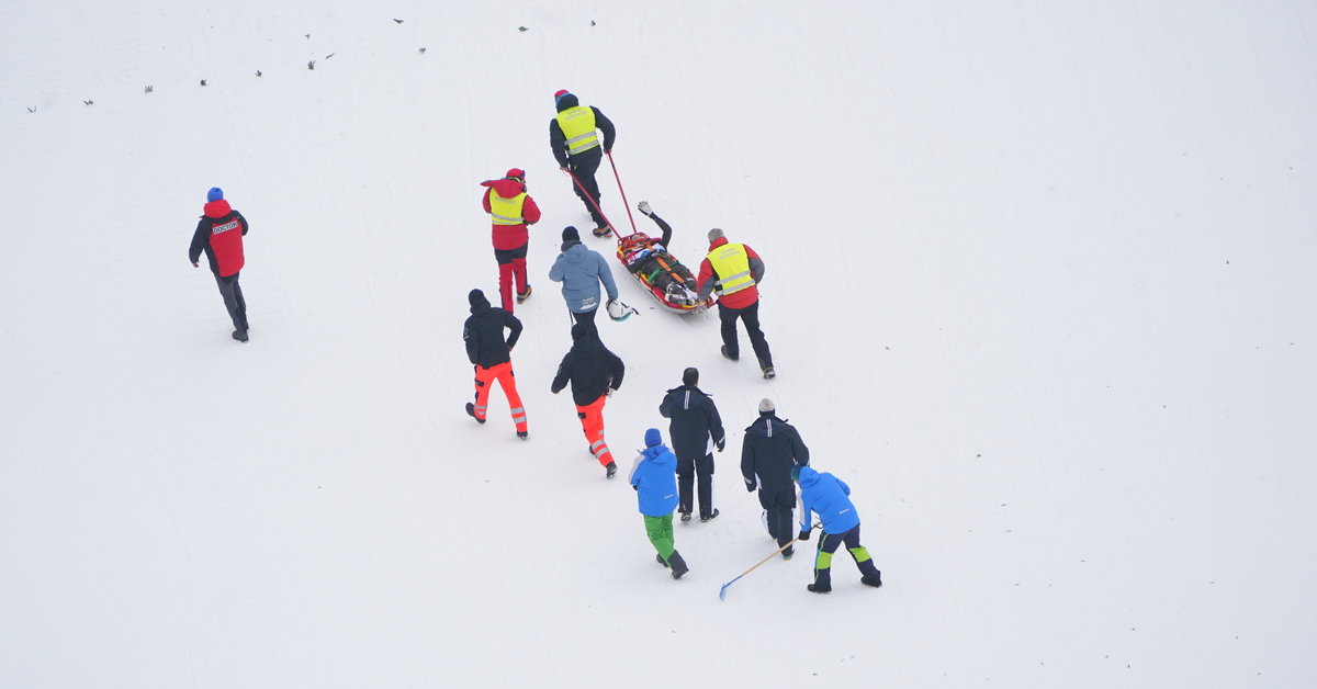 Groźny upadek Petera Prevca po wyjściu z progu! Jest w szpitalu ...