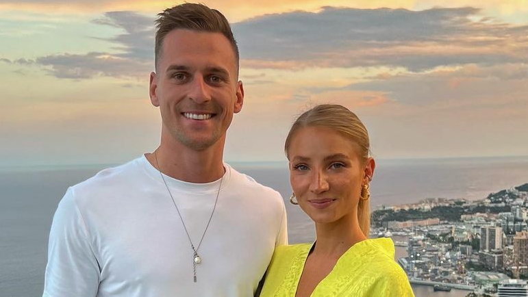 Partnerka Arkadiusza Milika na treningu. Co za forma! - Przegląd Sportowy Onet