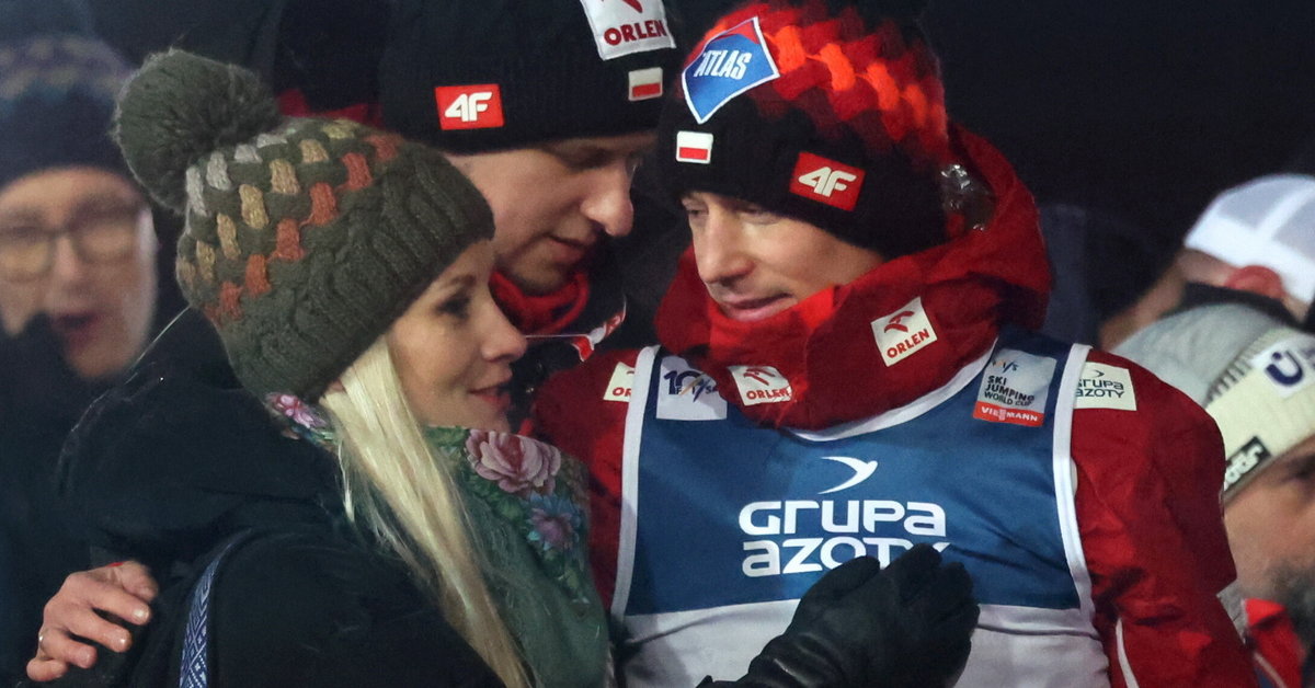 Kamil Stoch pokazał zdjęcie z żoną i wypalił: darliście się ...