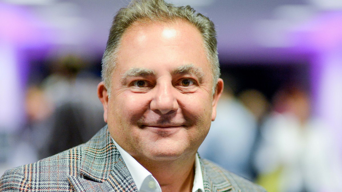 Robert Makłowicz coraz bliżej kultowej roli! Fani zrobili swoje ...