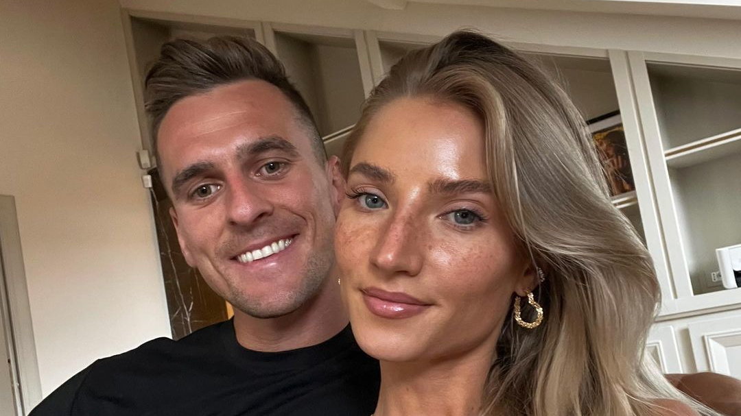 Ukochana Arkadiusza Milika zachwyca stylizacją. Co za "look"! - Przegląd Sportowy Onet