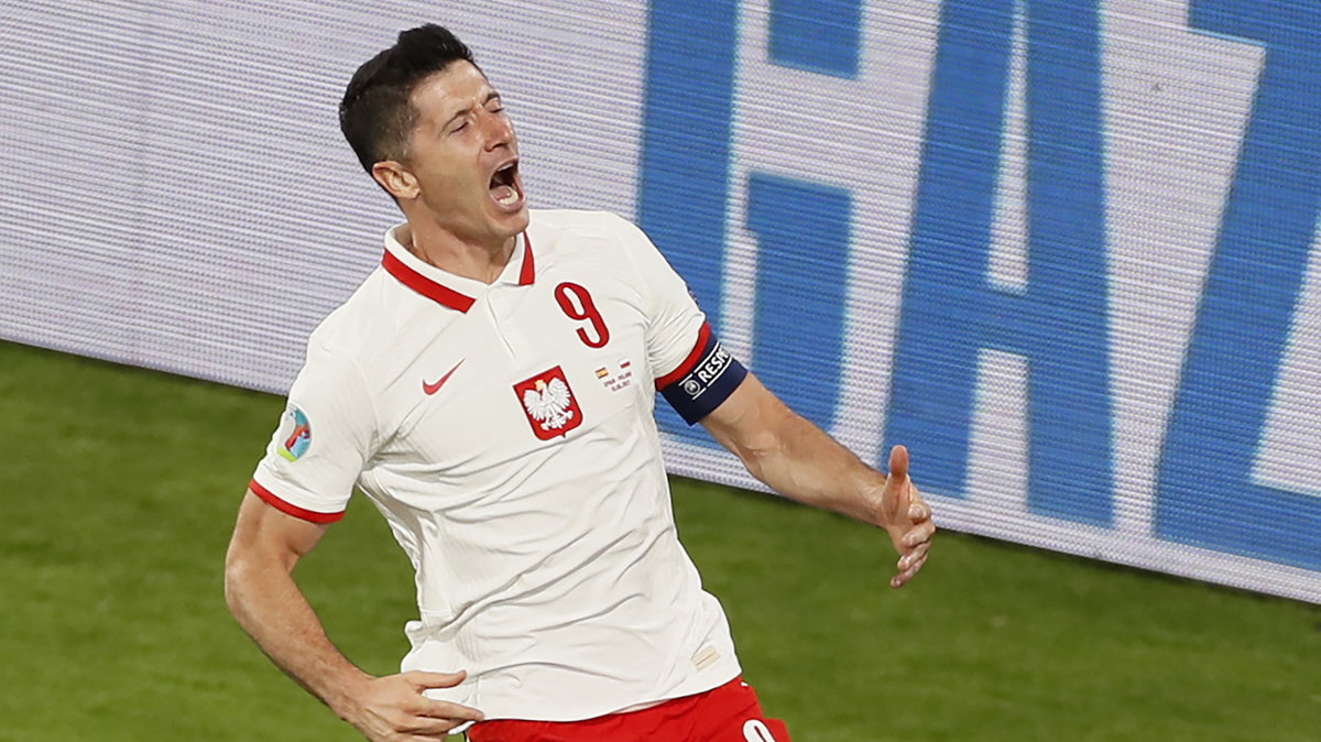 Transfery. Robert Lewandowski trafi do Chelsea? Klub od dawna pracuje ...