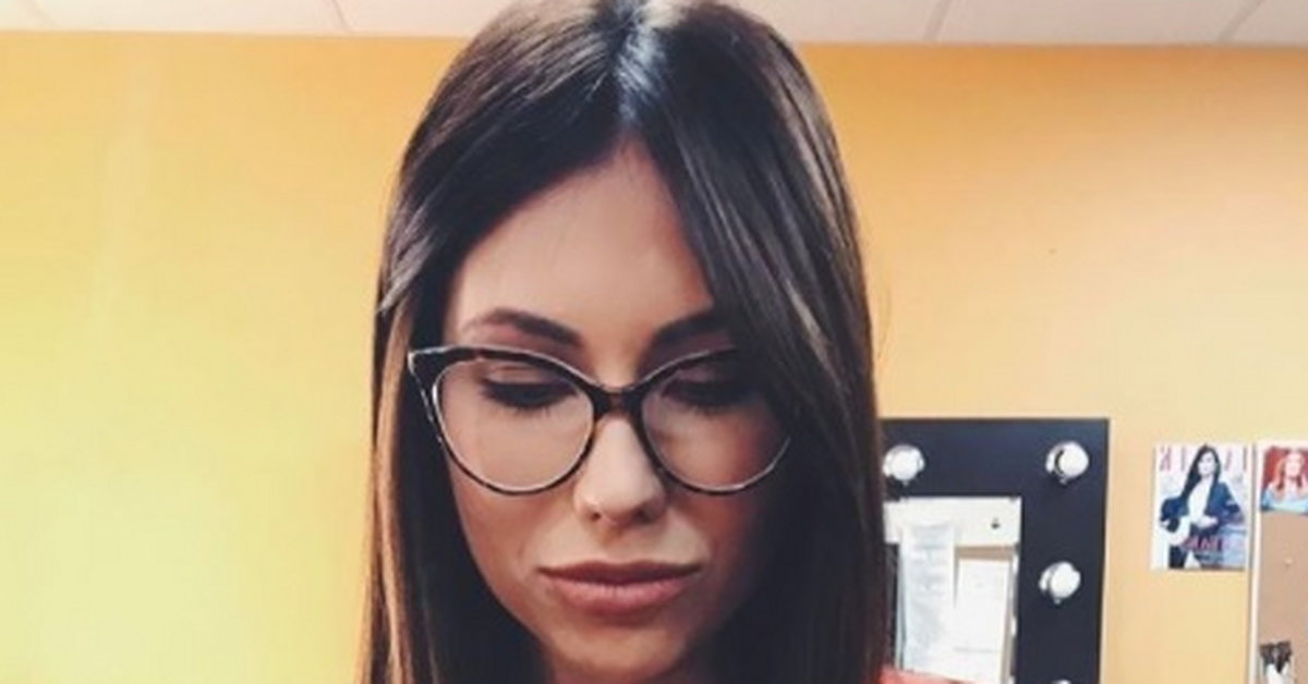 Seksowna dziennikarka poprowadzi losowanie grup MŚ razem z Garym ...