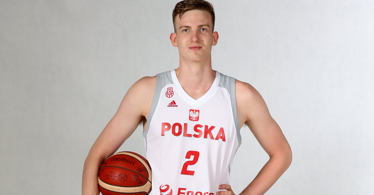 Aleksander Balcerowski: Wszędzie zwracają na mnie uwagę - Przegląd ...