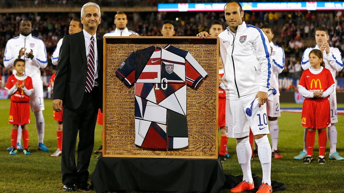 Emocjonalne pożegnanie i łzy Landona Donovana - Przegląd Sportowy Onet