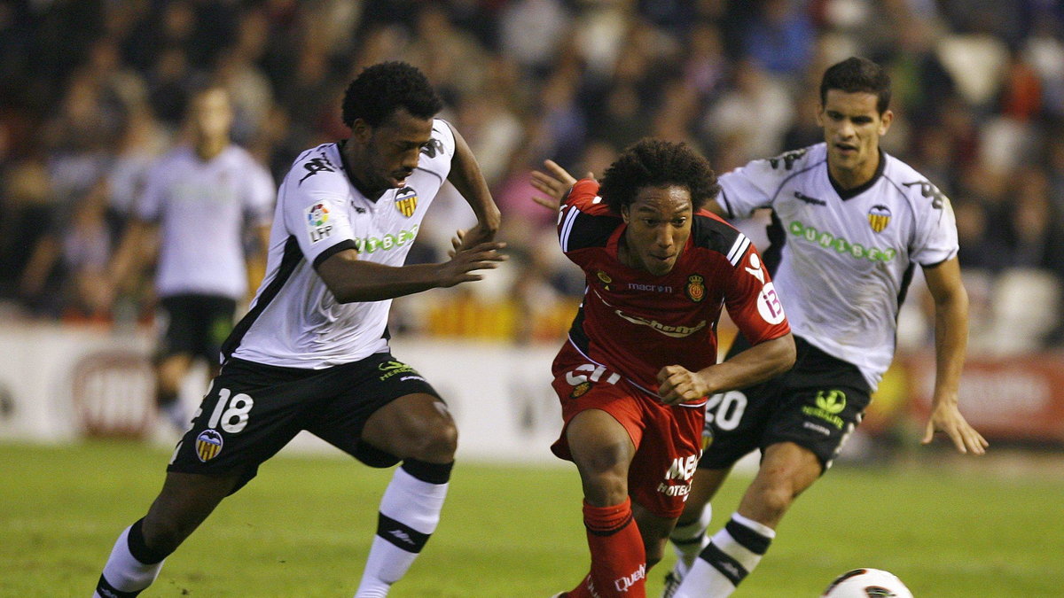 Jonathan de Guzman zawodnikiem Villarreal - Przegląd Sportowy