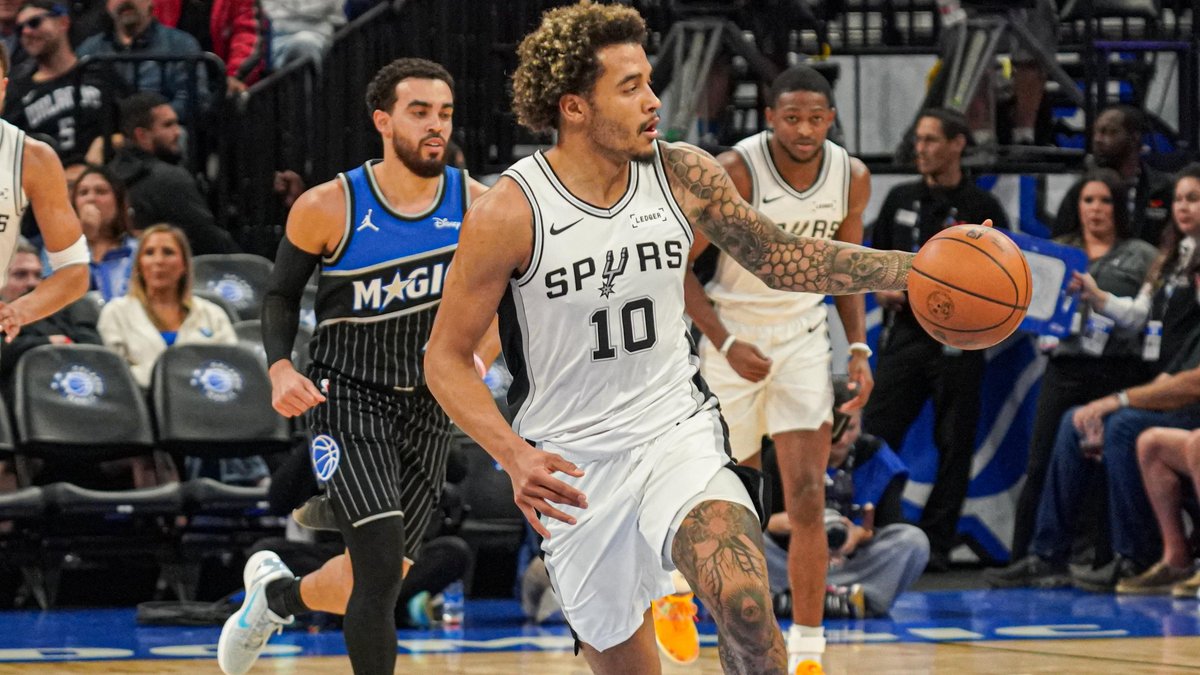 San Antonio Spurs wygrywa. Jeremy Sochan zdobył... dwa punkty ...