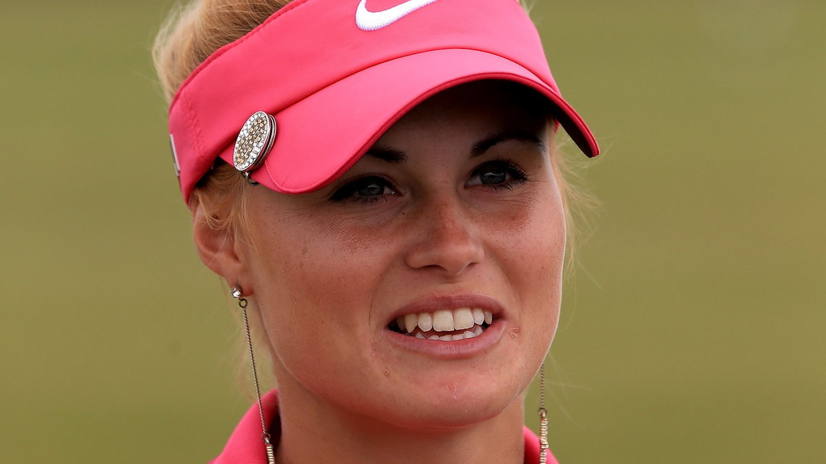 Golfistka pochwaliła się efektami sesji zdjęciowej w bieliźnie ...