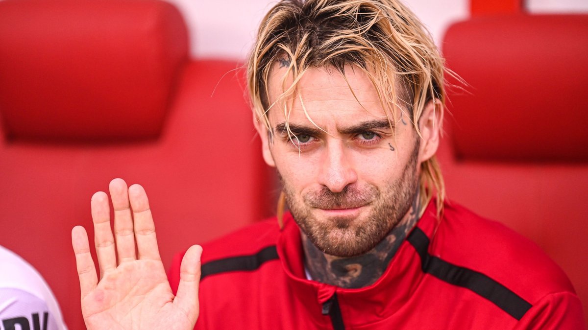 Tylko spójrz, kto pojawił się na koncercie Quebonafide - Przegląd ...