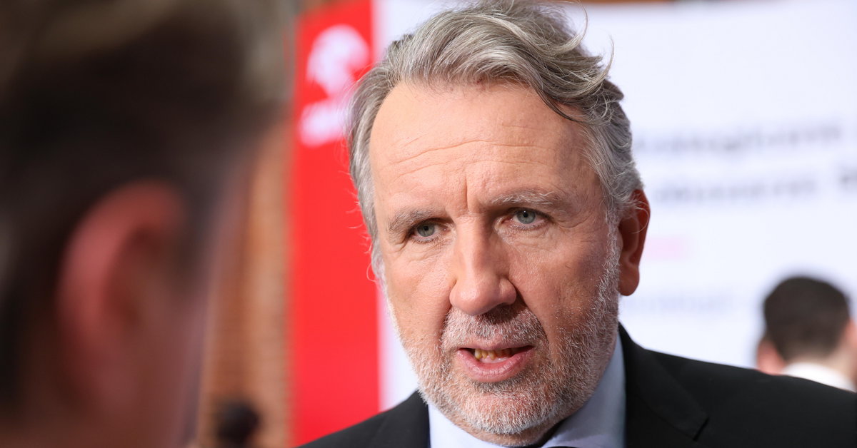 Polak jest bogatszy niż Jordan i Ronaldo! Majątek w miliardach ...