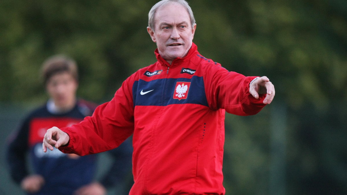 Smuda: lepiej, aby selekcjoner nie mówił po polsku - Przegląd Sportowy