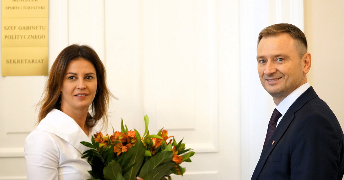 Dwa tygodnie... i koniec. Tak Danuta Dmowska-Andrzejuk oddała władzę ...