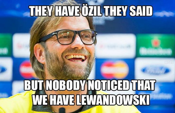 Lewandowski pokonał Szczęsnego - memy po meczu Arsenal Londyn ...