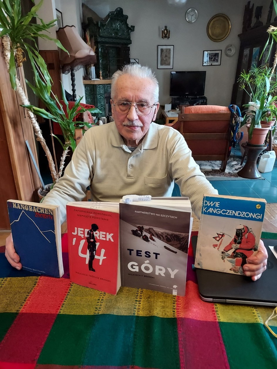 Znany himalaista wprost: Revol i Mackiewicz nie mogli być na szczycie ...