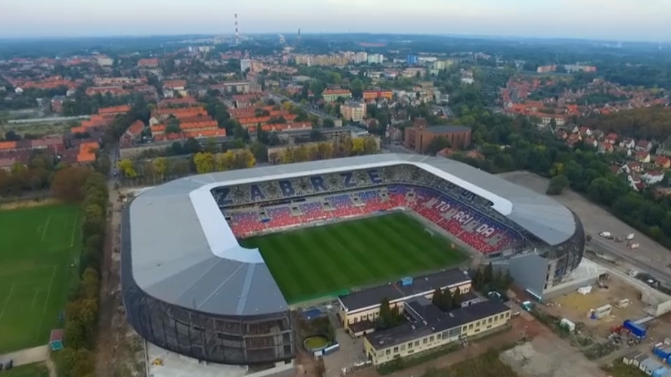 Imponująca konstrukcja! Zobacz nowy stadion Górnika Zabrze z lotu ptaka ...
