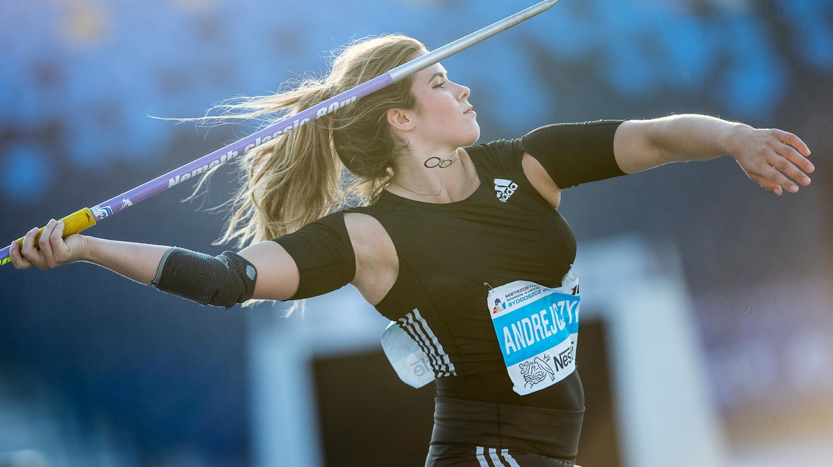 Maria Andrejczyk po dwóch latach wróciła do startów - Przegląd Sportowy