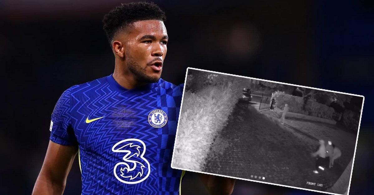 Reece James okradziony podczas meczu Chelsea - Zenit. Liga Mistrzów ...