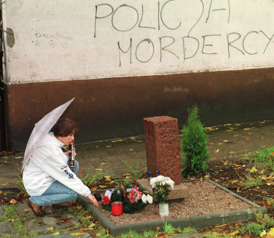 Przemek Czaja zginął od policyjnej pałki. W mieście rozpętało się ...