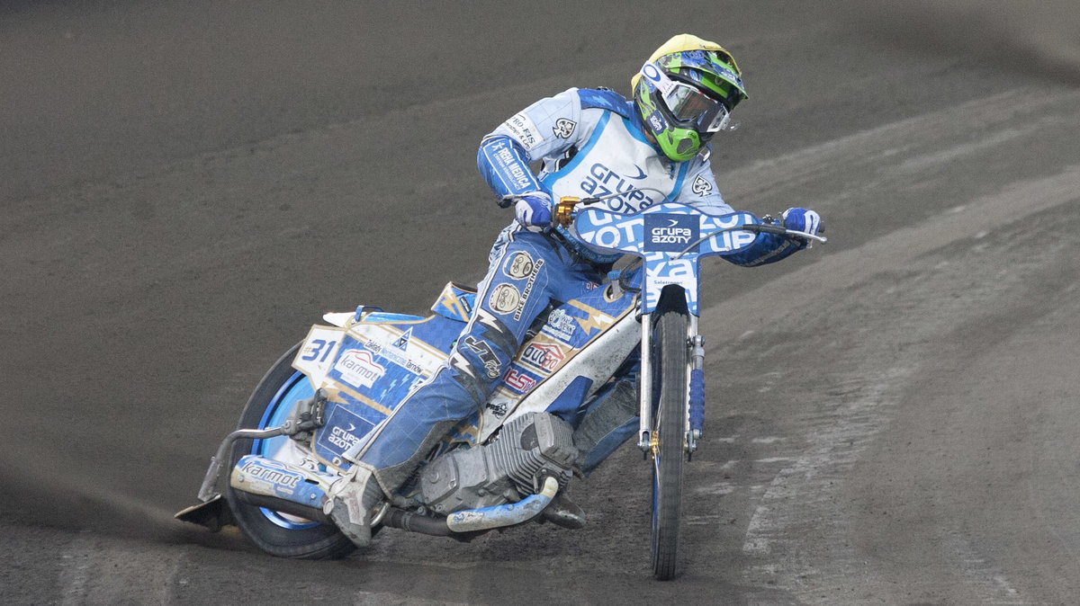 Żużel: „Jaskółki” wstydu nie przyniosły. Jamróg zaskoczył samego siebie ...