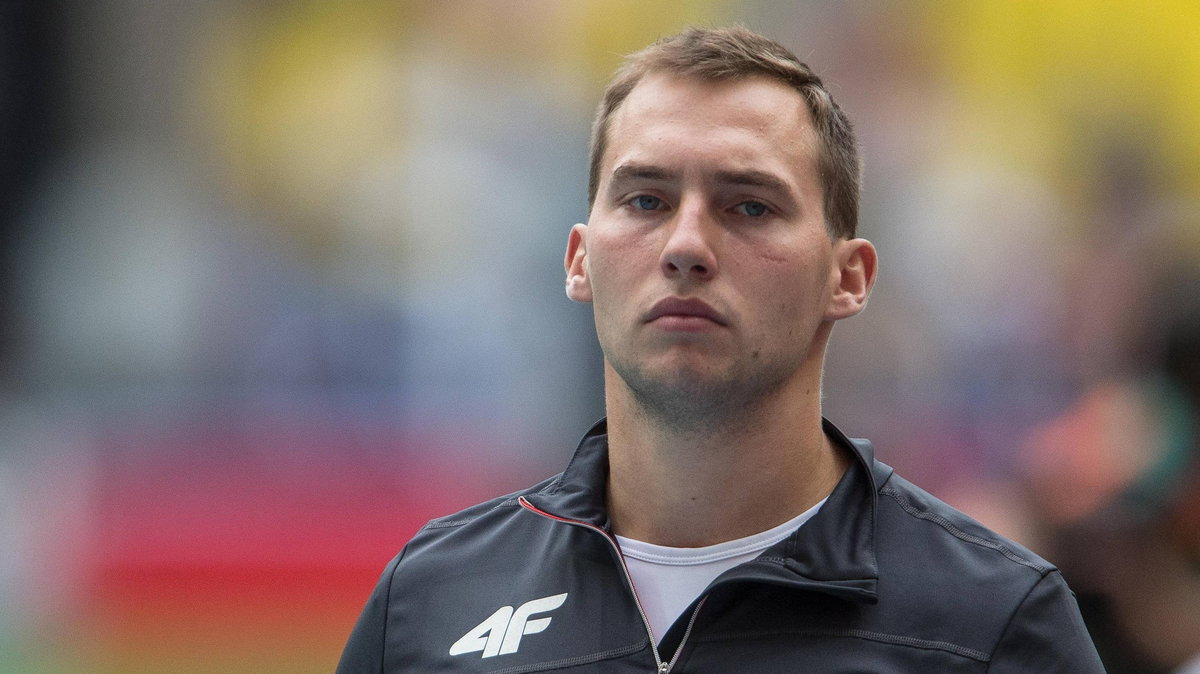 Zniszczyli patriotę w Krukowskim - Przegląd Sportowy Onet