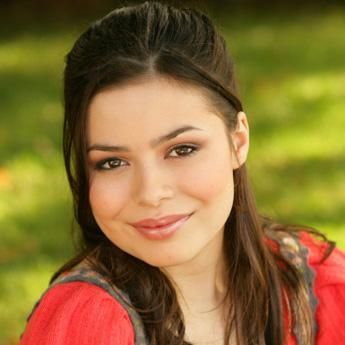 Jak ma na imie carly z icarly? - Zapytaj.onet.pl